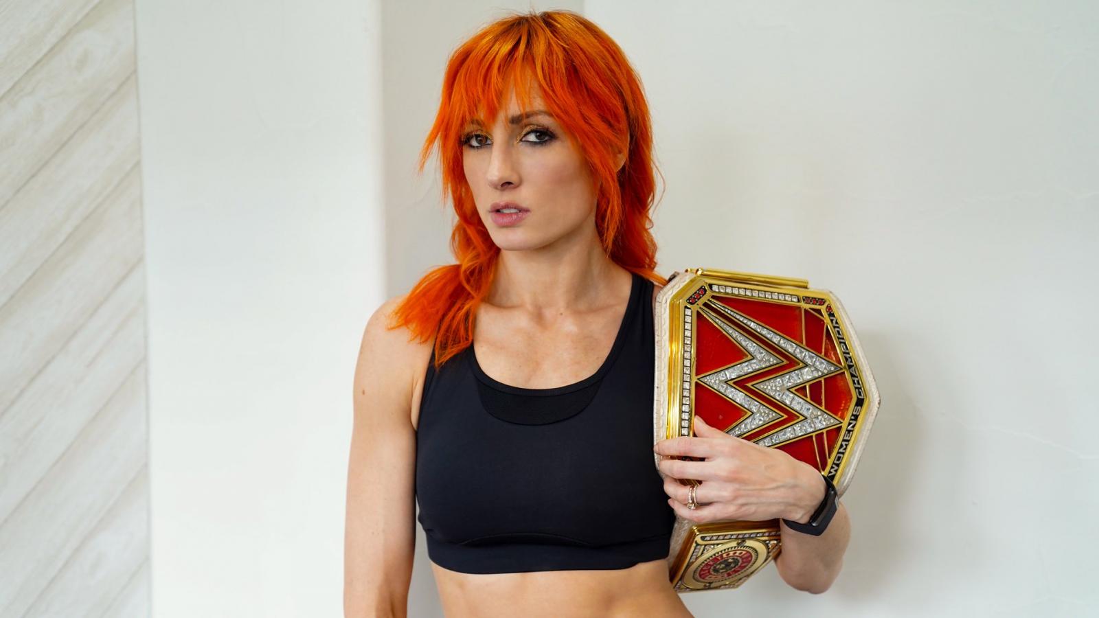 Becky Lynch Reveals New Hair Style – TPWW