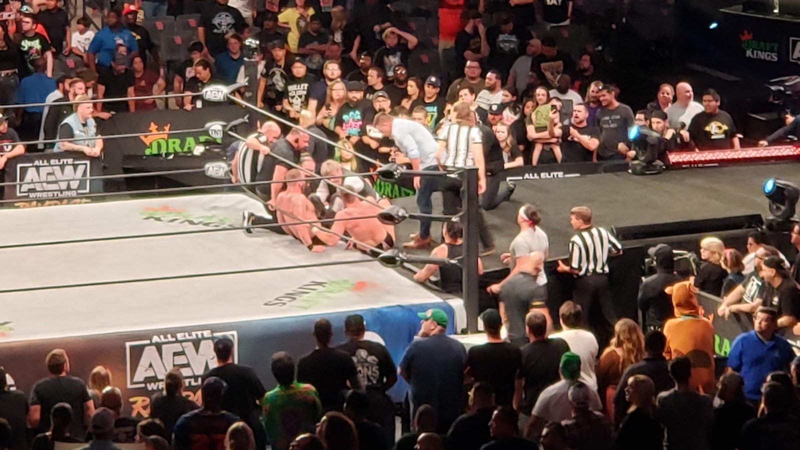 Bryan Danielson’s Leg Gets Stuck Between Ring and Ramp at Rampage ...